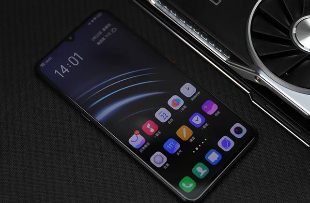 高通骁龙855Plus+4800万AI三摄的vivo iQOO Pro，2998起真香！_百科TA说