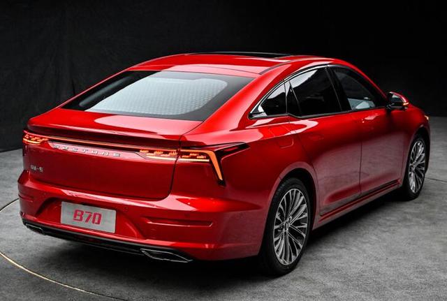 全新奔腾B70正式开启预售 预售价格10.99万元起_百科TA说