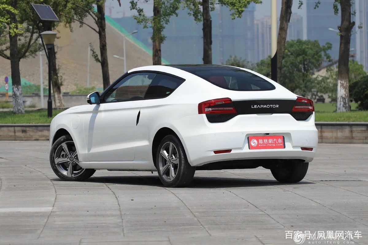 零跑S01 460版上市 补贴后12.99万元起售_百科TA说