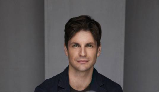 Julian Parish_百度百科