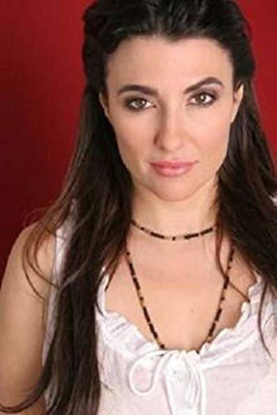 Tara Ciabattoni_百度百科