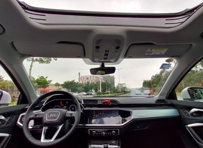 28万什么车好？奥迪Q3或是沃尔沃XC40？看完你就领悟了_百科TA说