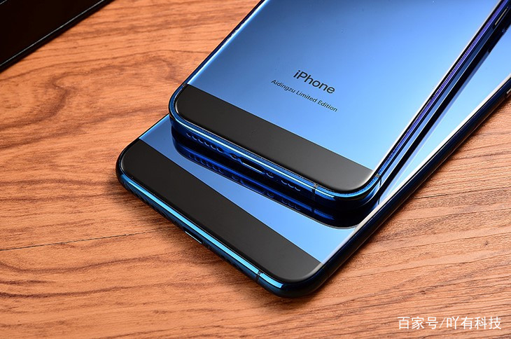 iPhoneXs上新款：让果粉游刃有余_百科TA说