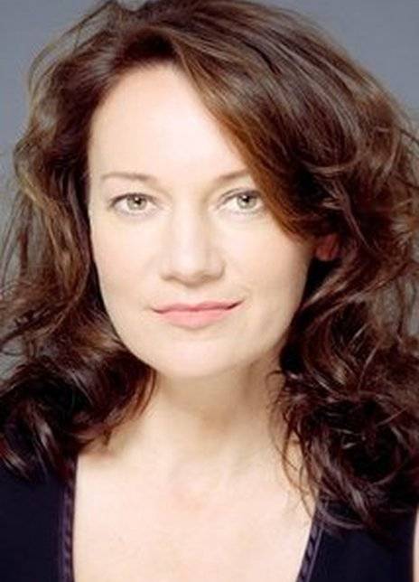 Clare McGlinn_百度百科