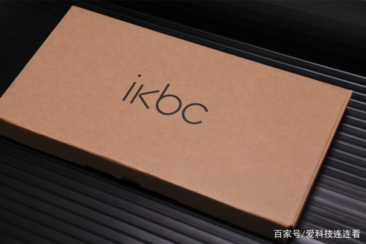 61键的ikbc S200 mini，这才是能够真正把玩在手中的机械键盘_百科TA说