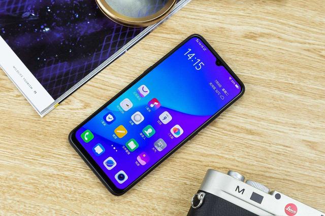 三星AMOLED屏+4800万超广角AI三摄的vivo Z5，现在过气了吗？_百科TA说