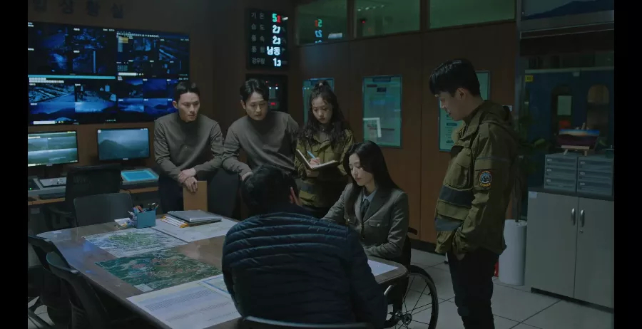 开局就翻车，全智贤新剧又砸了？_百科TA说