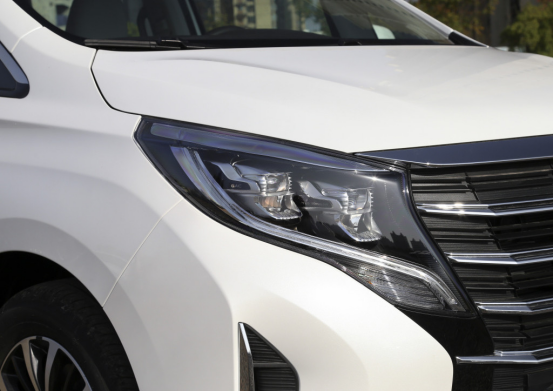 传祺M8解析，搭载1.5T动力169PS，百公里油耗7.1L_百科TA说