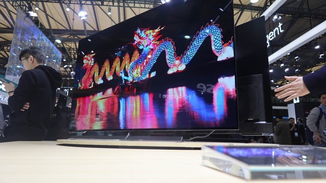 海信OLED电视亮相AWE 搭载自主研发防残影技术_百科TA说