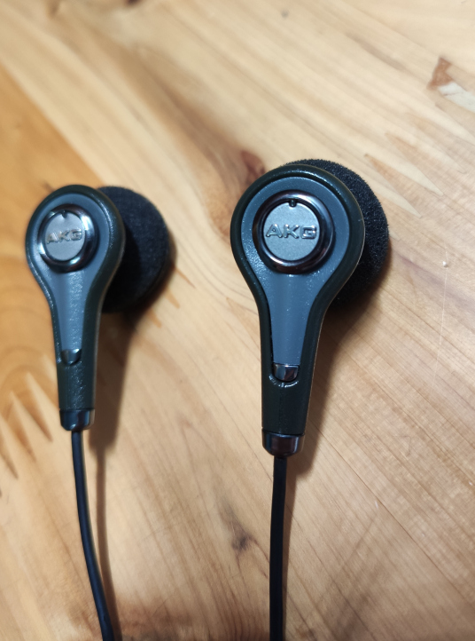 akg k319_百度百科