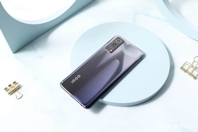 iQOO Z3全新55W 闪充实测：确定这不是旗舰机型？_百科TA说