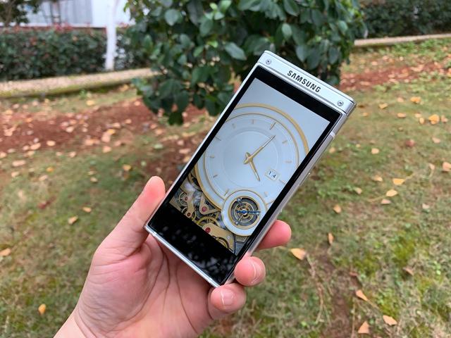 两千多元就能买到三星W2018？搭载骁龙835毫无破绽！_百科TA说