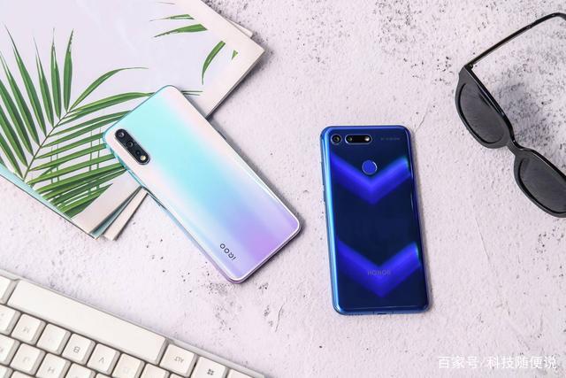 千元机也有好性能！荣耀V20、iQOO Neo 855版体验大不同_百科TA说