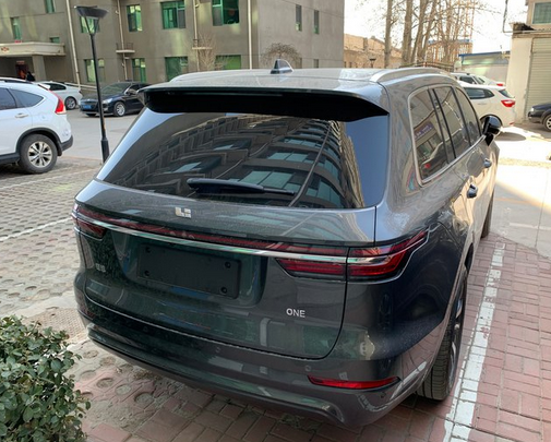 34万哪款车好？理想ONE还是奥迪Q5L？听完你就领悟了_百科TA说