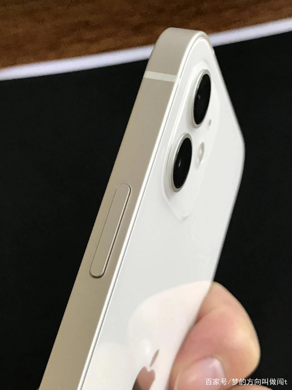 iPhone 12体验：A14仿生+嗨5G+极佳握持感_百科TA说