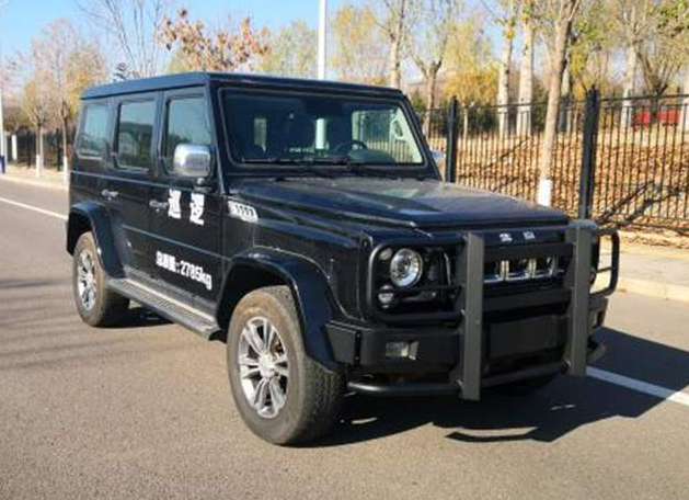 新款北京BJ80实车现身，十足硬派，再添V6柴油机_百科TA说