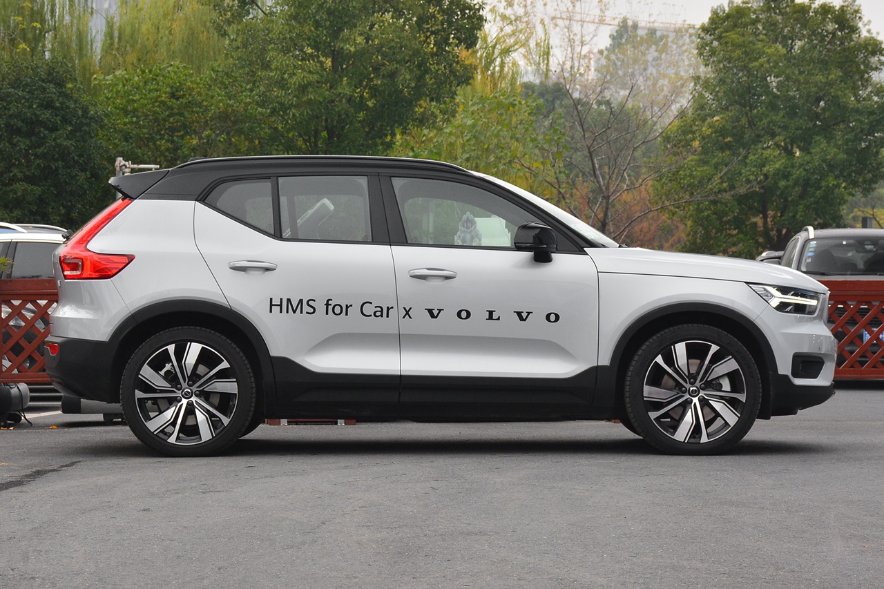 2021款沃尔沃XC40纯电 四驱智雅运动版_百科TA说