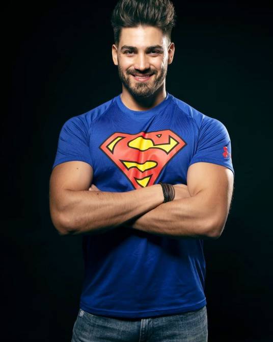 Jorge Jimenez（DC漫画公司御用画师）_百度百科