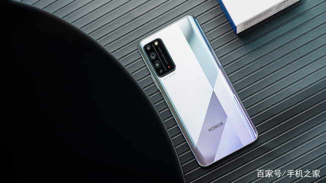 夜拍同样越级 荣耀X10 4000W像素RYYB高感镜头体验_百科TA说