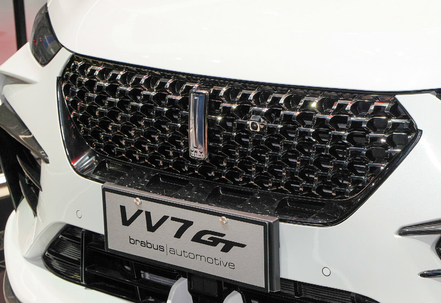 WEY VV7 GT搭载2.0T排量，亮相广州车展，车身多处带有碳纤维组件_百科TA说