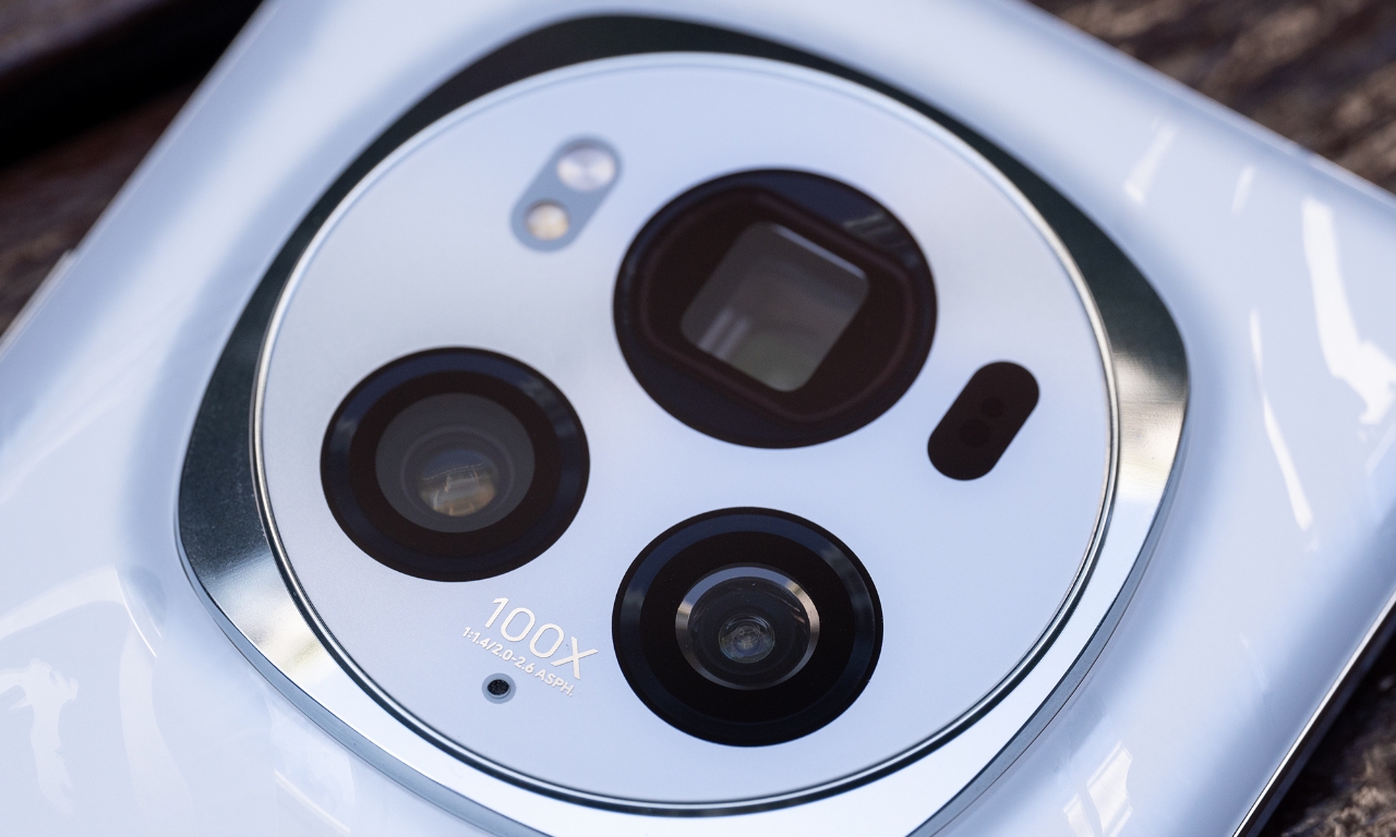 荣耀Magic6 至臻版体验：冲击高端，不止有「传奇皮肤」_百科TA说