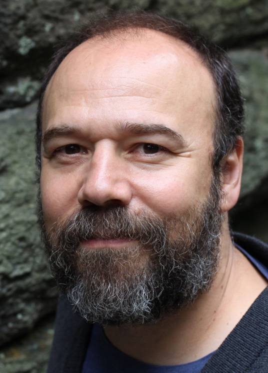 Danny Burstein_百度百科