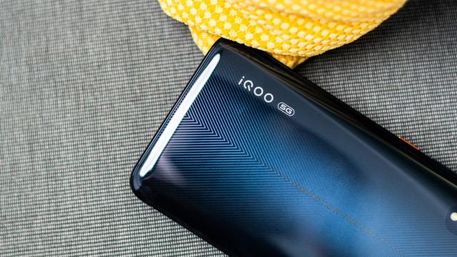 由内到外 全速而来！iQOO Pro 5G图赏_百科TA说