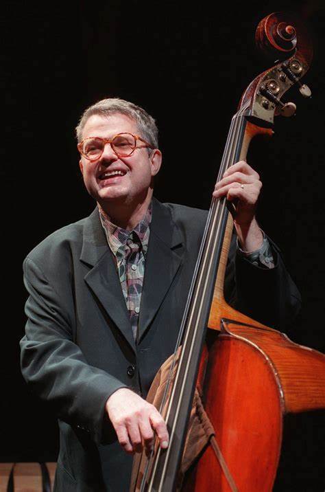 Charlie Haden_百度百科