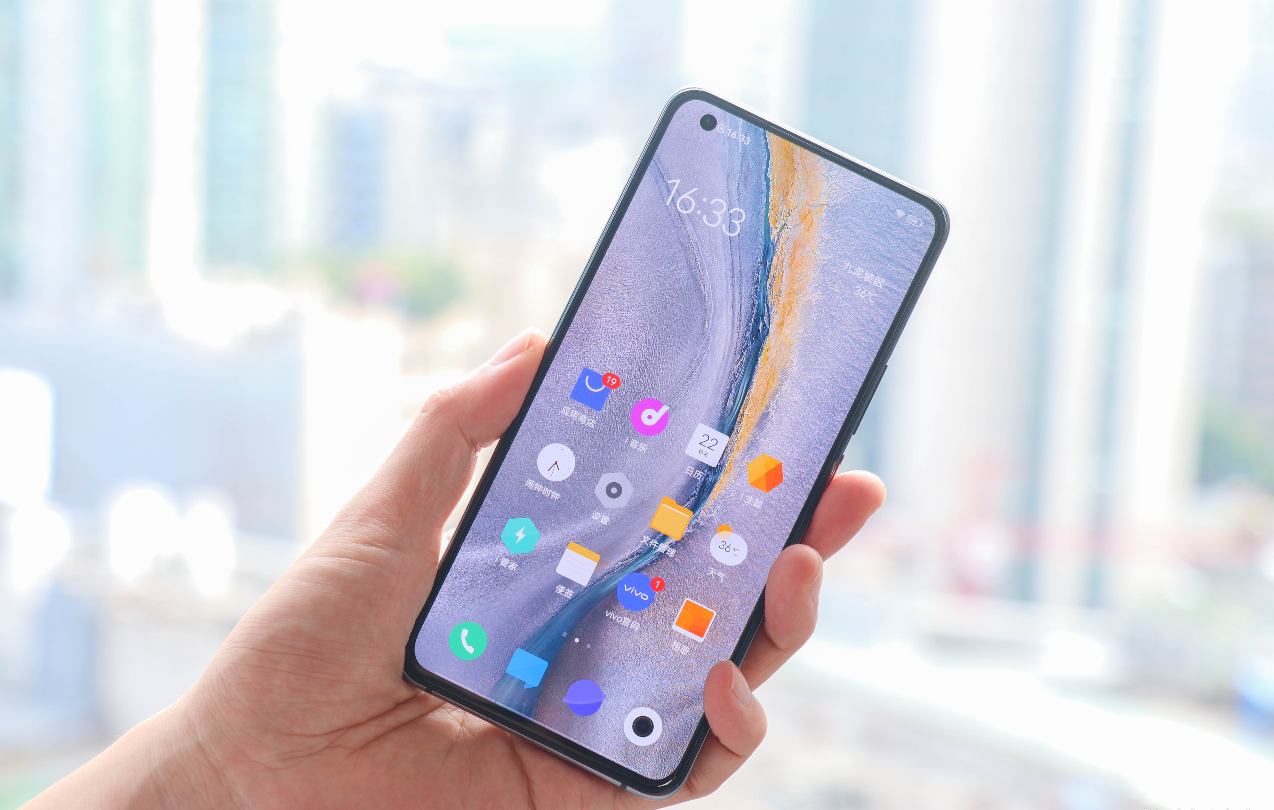 iQOO 5图赏：堪称4K价位的精致全能旗舰_百科TA说