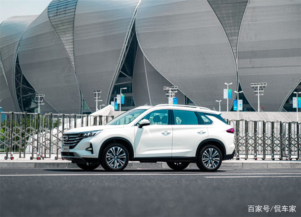 传祺GS5新增车型上市，配全景倒车影像+自适应巡航，售14.68万_百科TA说