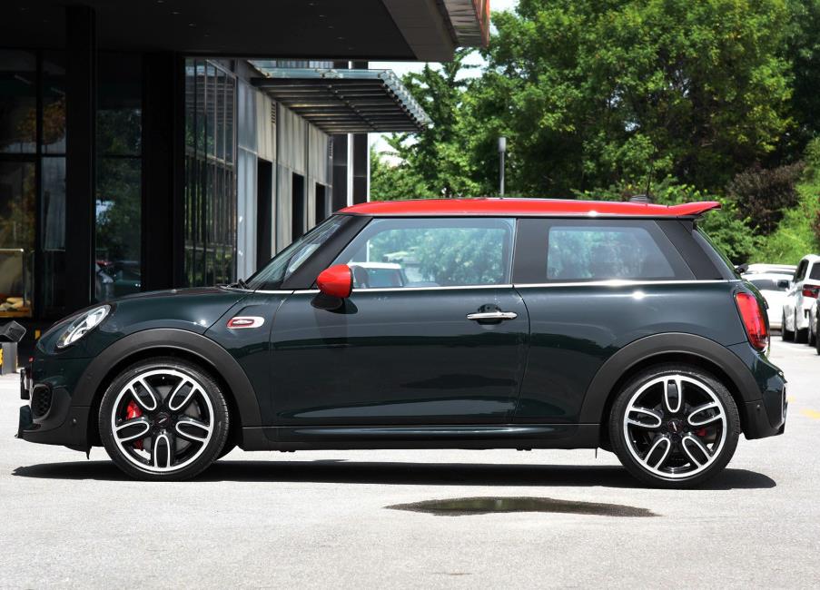 MINI JCW真的好吗？33万值吗？老司机说了实话！_百科TA说