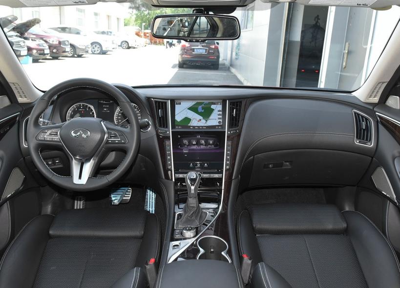 存款30万，凯迪拉克CT5和英菲尼迪Q50L如何选择？车主说了心里话_百科TA说