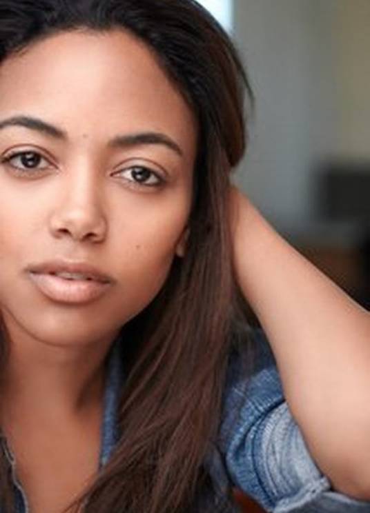 Shailene Garnett_百度百科