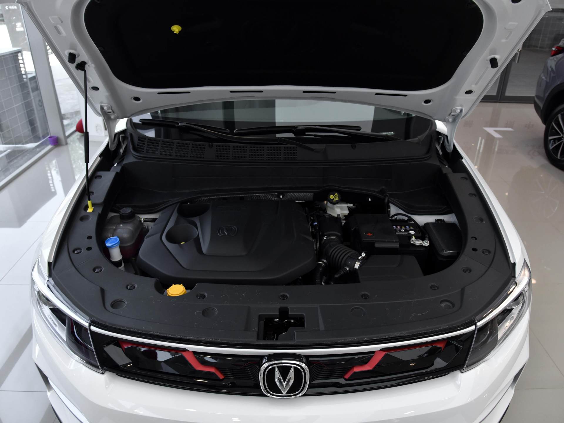 内外兼优，配1.4T发动机仅7万，带你看长安CS35PLUS_百科TA说