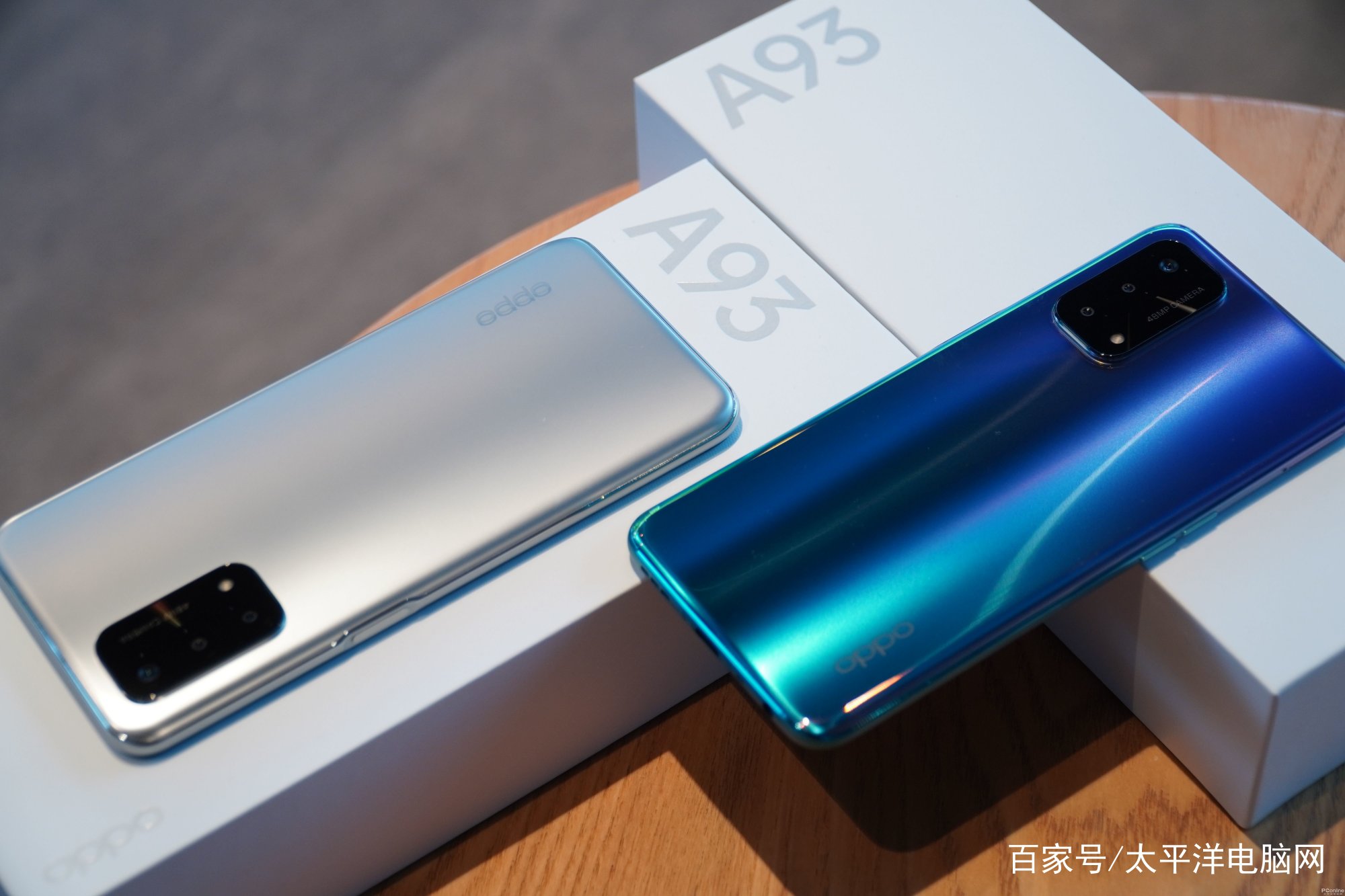 OPPO A93图赏：时尚配色，颜值手感双在线_百科TA说