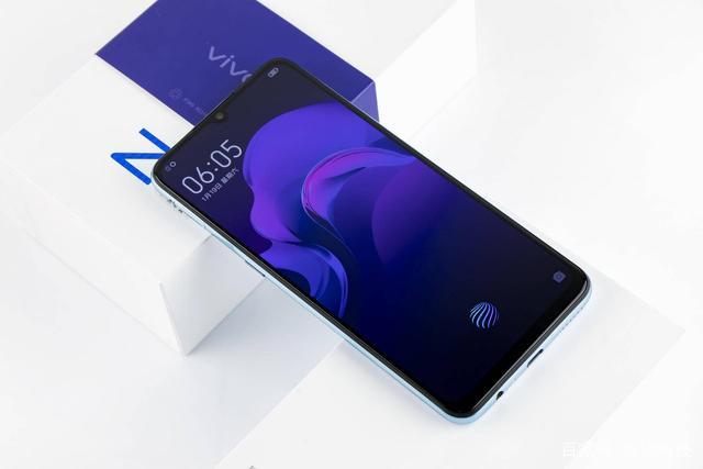 vivo Z5续航体验一日游，4500mAh超大容量电池，轻松使用一整天_百科TA说