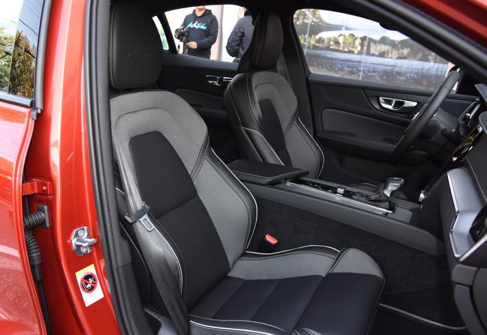 获得车主认同的沃尔沃S60，抛开外观不谈，还有哪些优势？_百科TA说