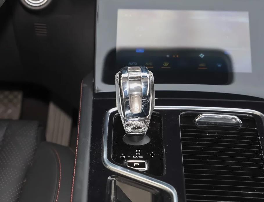 狠心花15万提辆奔腾T99，驾驶1300公里后，车主道出一句大实话_百科TA说