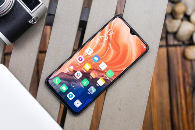 为高考党准备的最好礼物，OPPO Reno新品首销火热开启_百科TA说