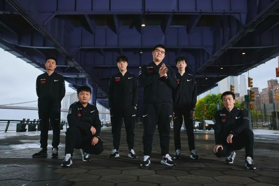 三问S12：新人、行业和未来_百科TA说