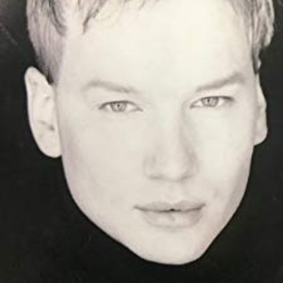 D. Danny Warhol_百度百科