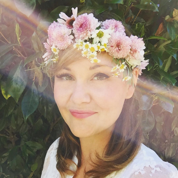 Bridget Beth Collins_百度百科