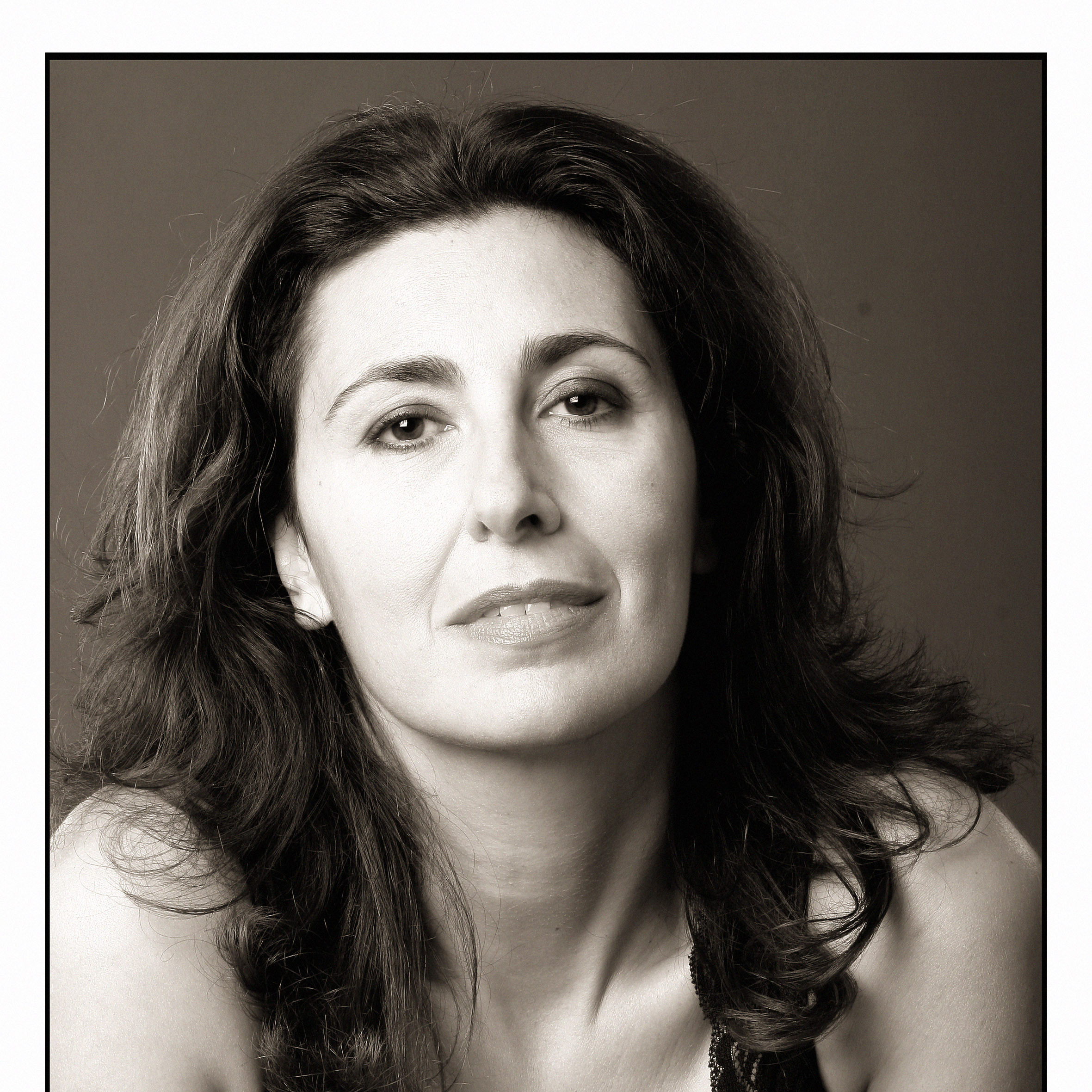 Antonella Attili_百度百科