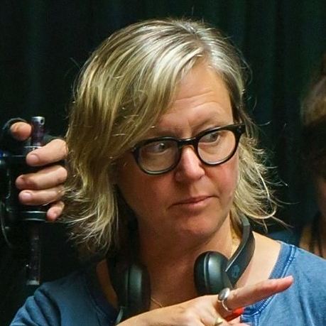 卡罗尔·班克_百度百科