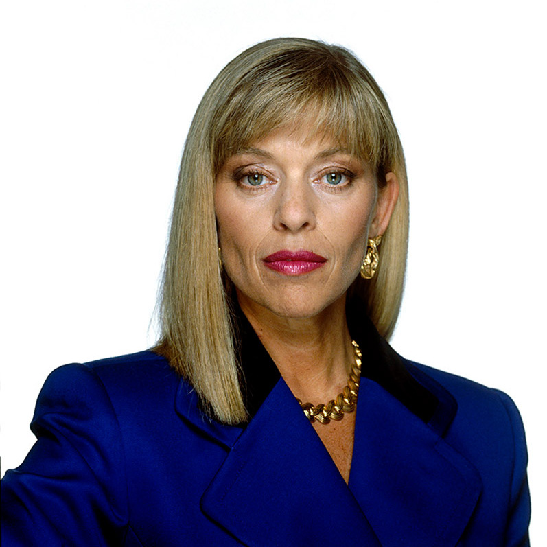 Edina Ronay_百度百科