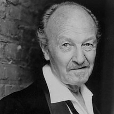 George Riddle_百度百科