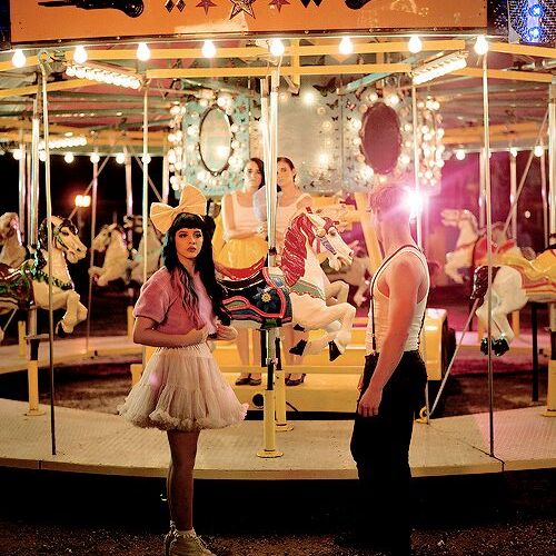 Carousel（Melanie Martinez 单曲）_百度百科